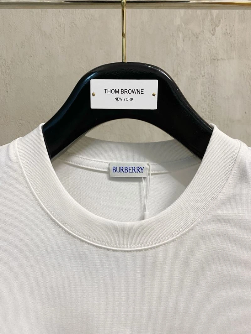Indistinguishable Burberry T-Shirts