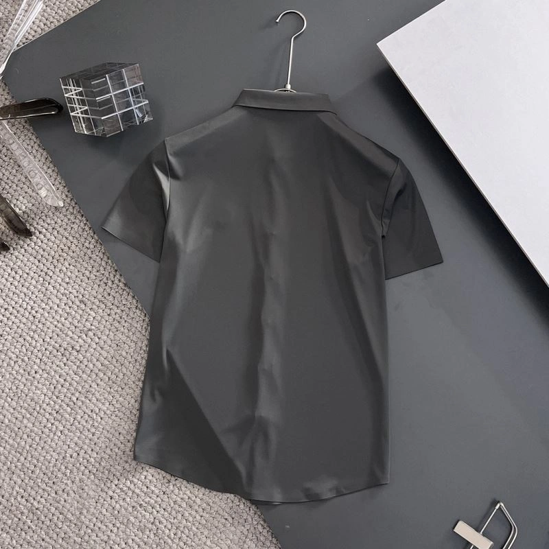 Indistinguishable Burberry T-Shirts