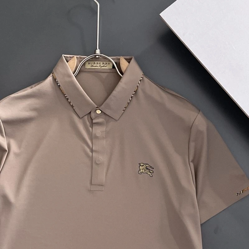 Accurate model Burberry T-Shirts