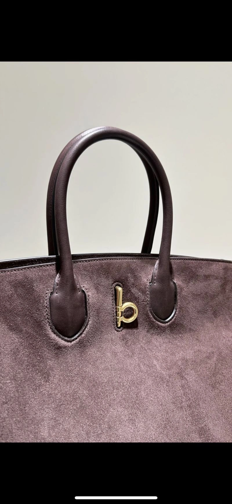 Bargain Burberry Top Handle Bags