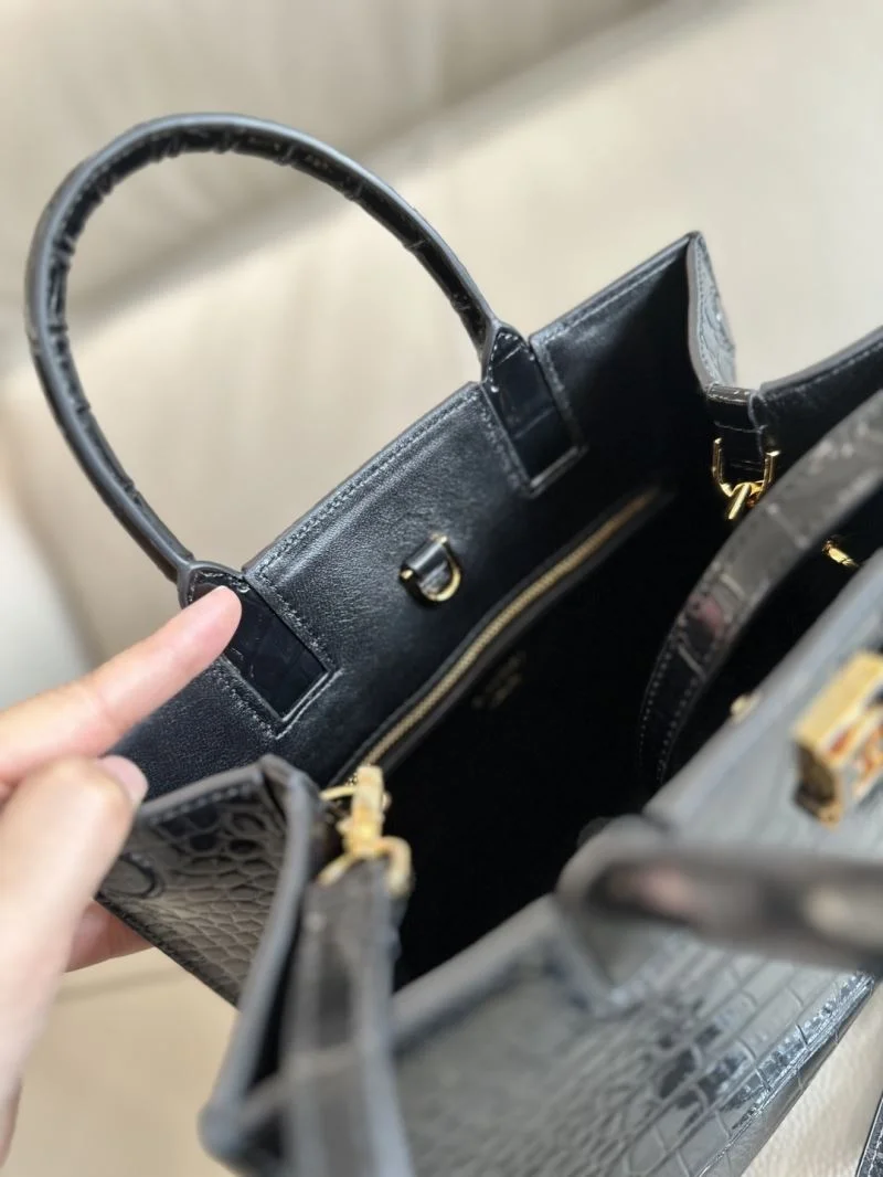 1:1 copy Burberry Top Handle Bags
