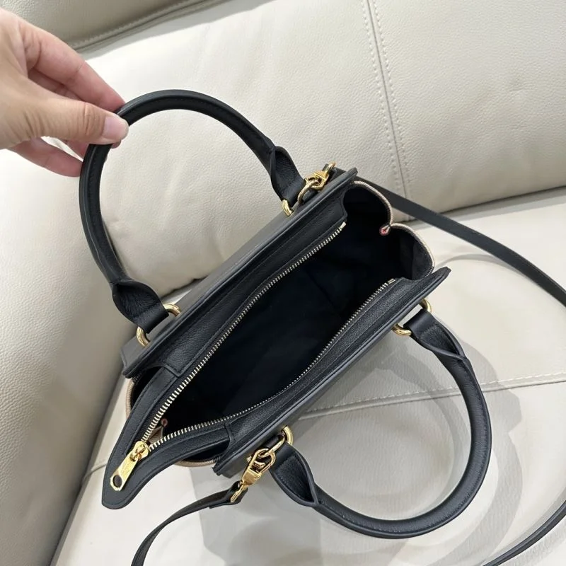 Top mirror Burberry Top Handle Bags