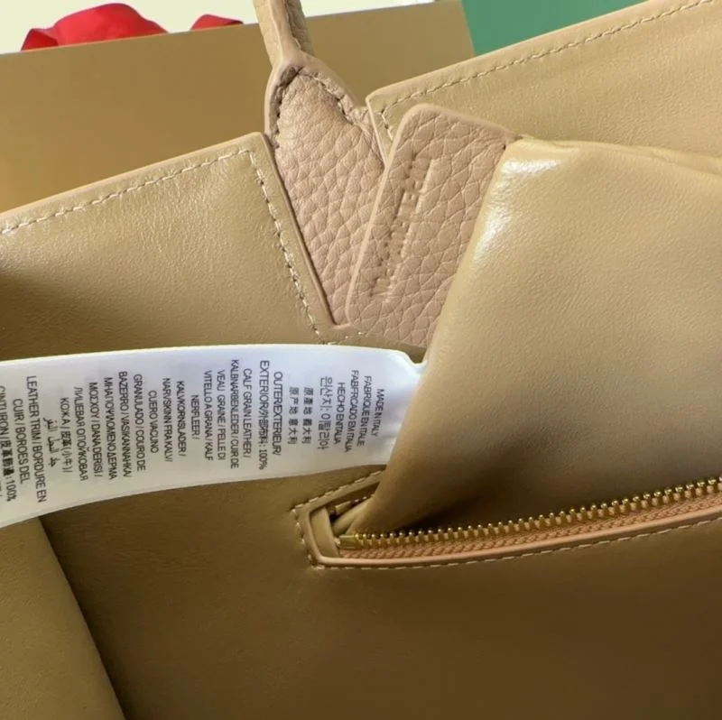 1:1 copy Burberry Top Handle Bags