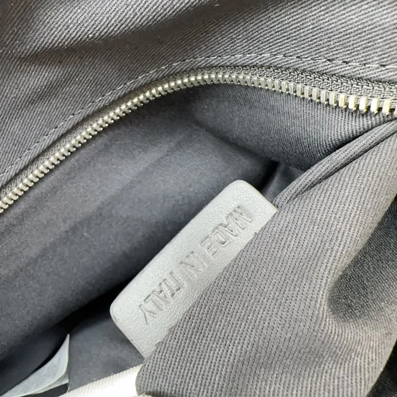 Official Burberry Travel Bags