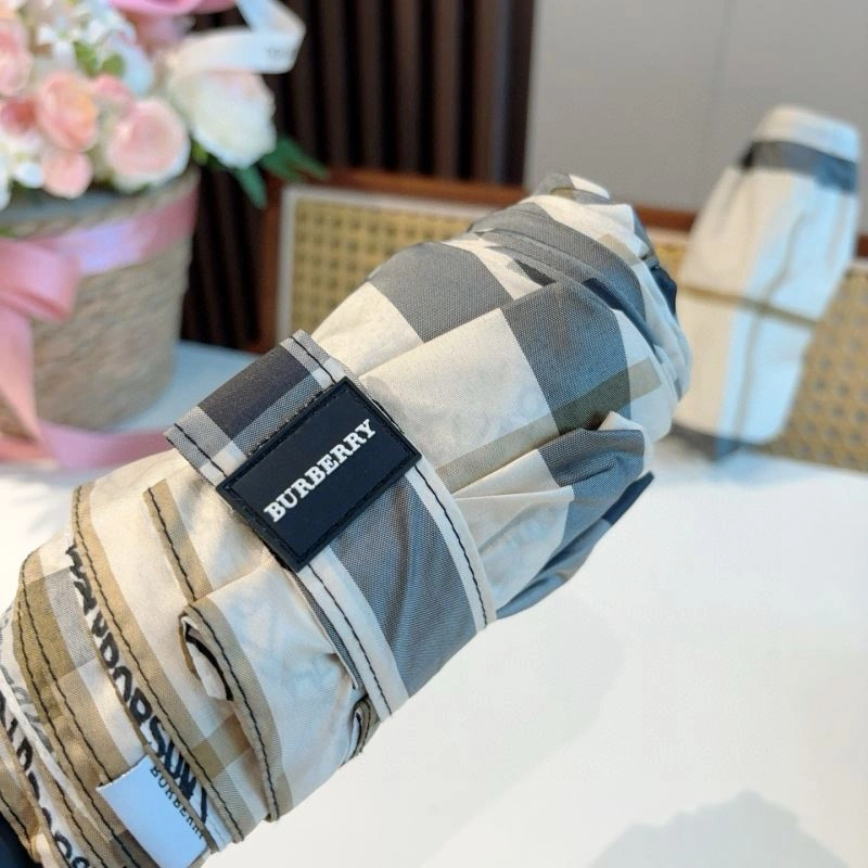 Indistinguishable Burberry Umbrella