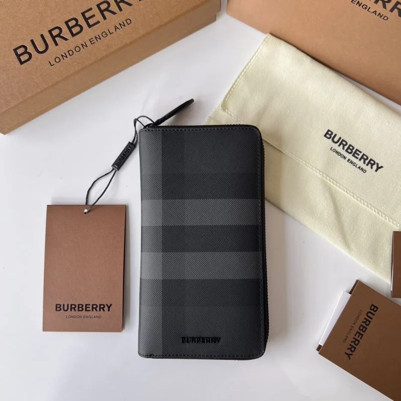 Reasonably priced Burberry Wallets Purse