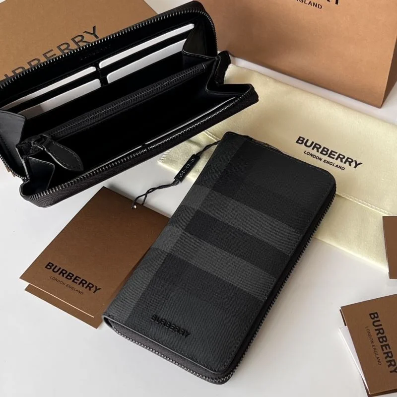 Reasonably priced Burberry Wallets Purse