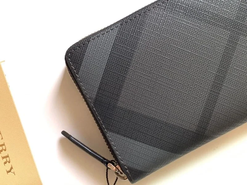 Factory-made Burberry Wallets Purse