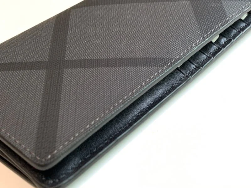 Cut-rate Burberry Wallets Purse