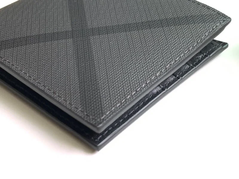 Reasonably priced Burberry Wallets Purse