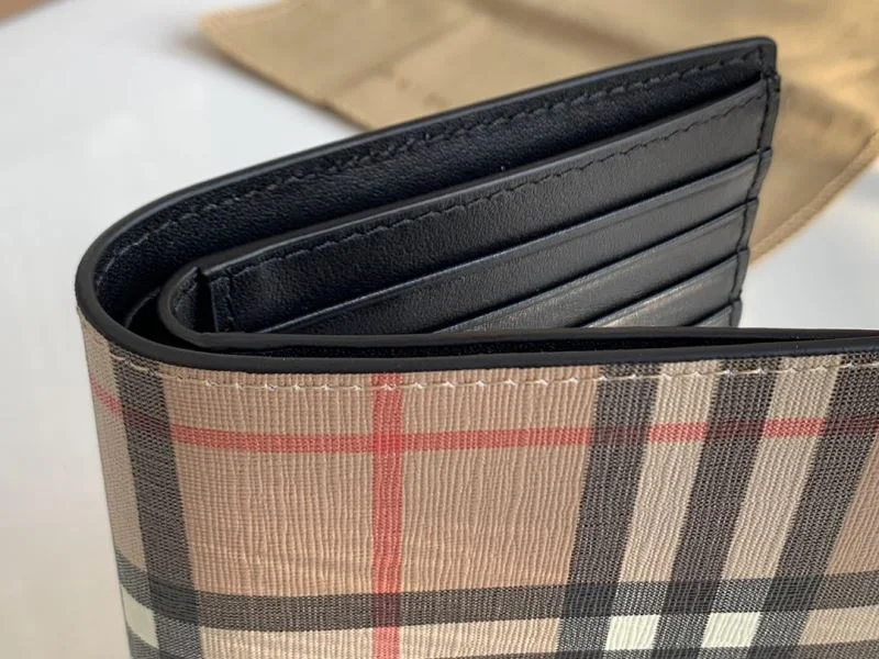 Reasonably priced Burberry Wallets Purse