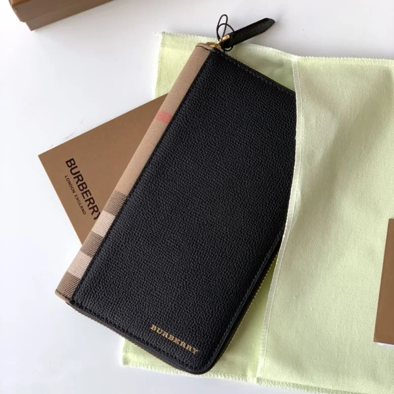 Reasonably priced Burberry Wallets Purse