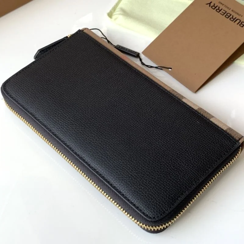 Reasonably priced Burberry Wallets Purse