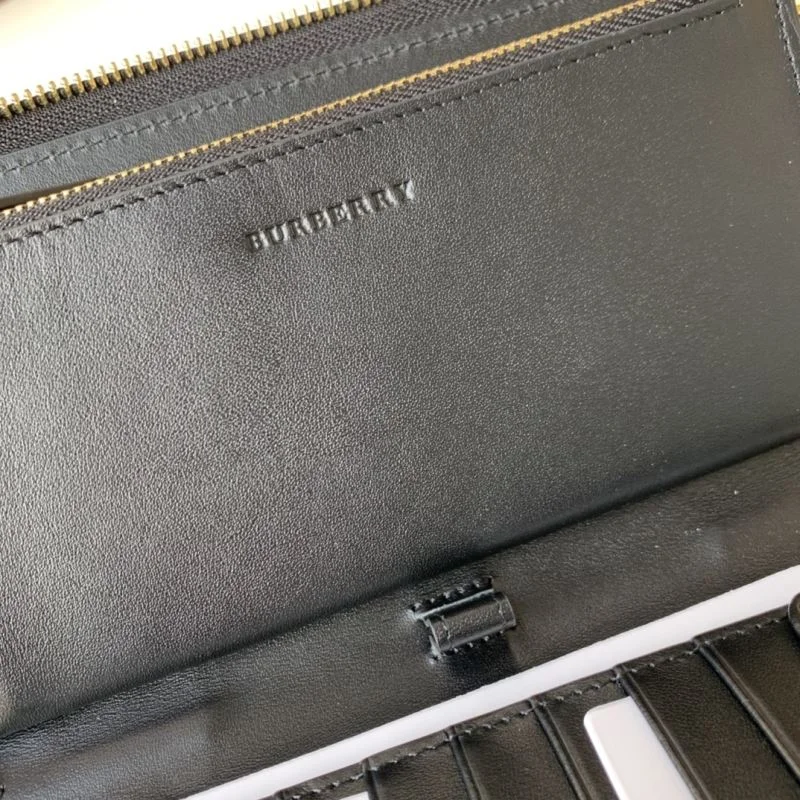 Reasonably priced Burberry Wallets Purse