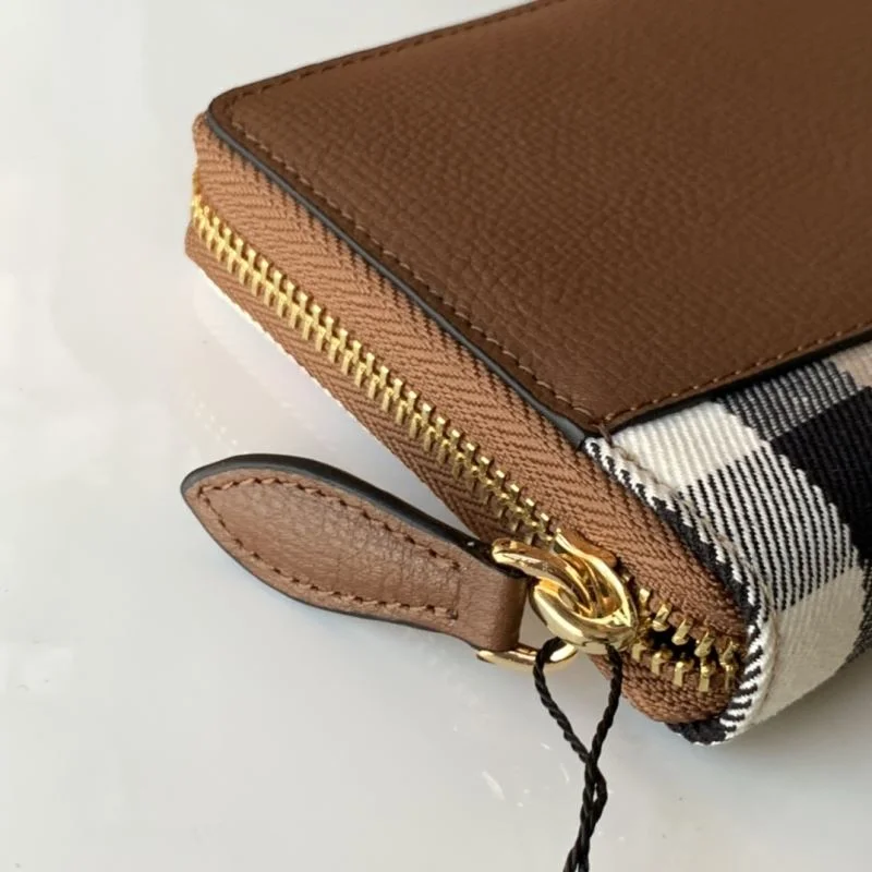 Inexpensive Burberry Wallets Purse