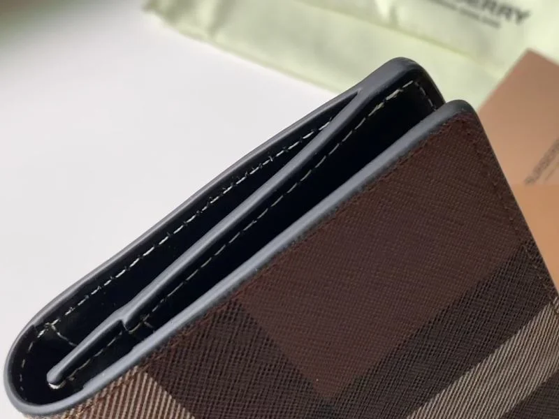 Mirror quality Burberry Wallets Purse