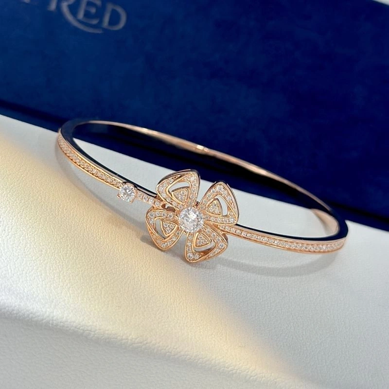 Accurate model Bvlgari Bracelets