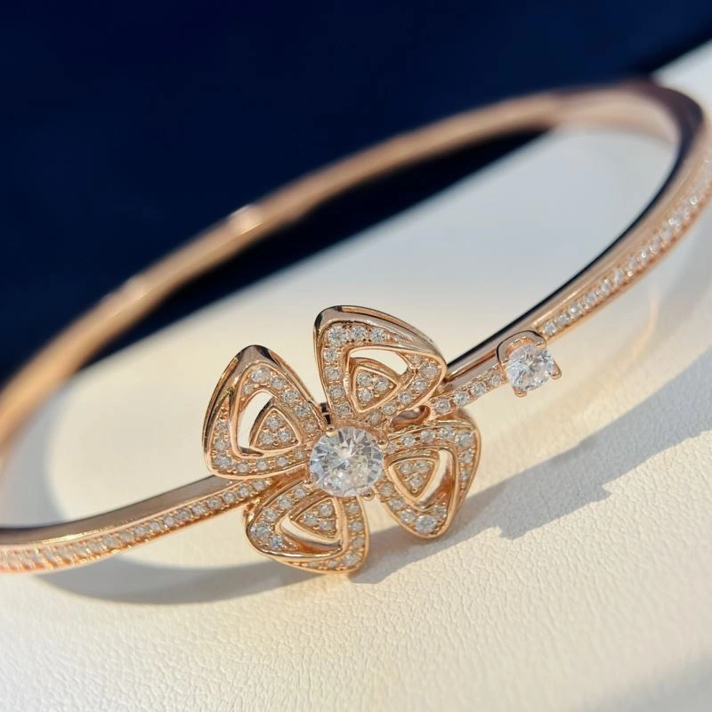 Accurate model Bvlgari Bracelets