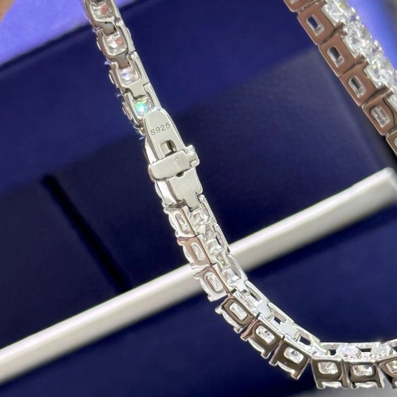 Accurate model Bvlgari Bracelets