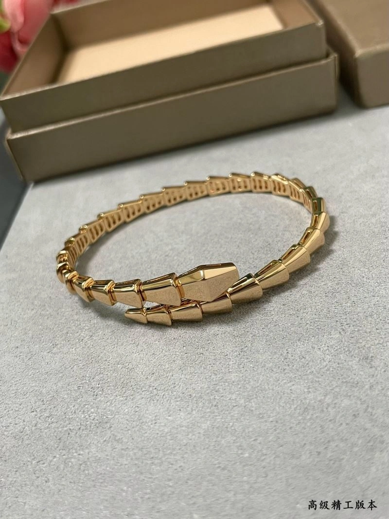 Reasonably priced Bvlgari Bracelets