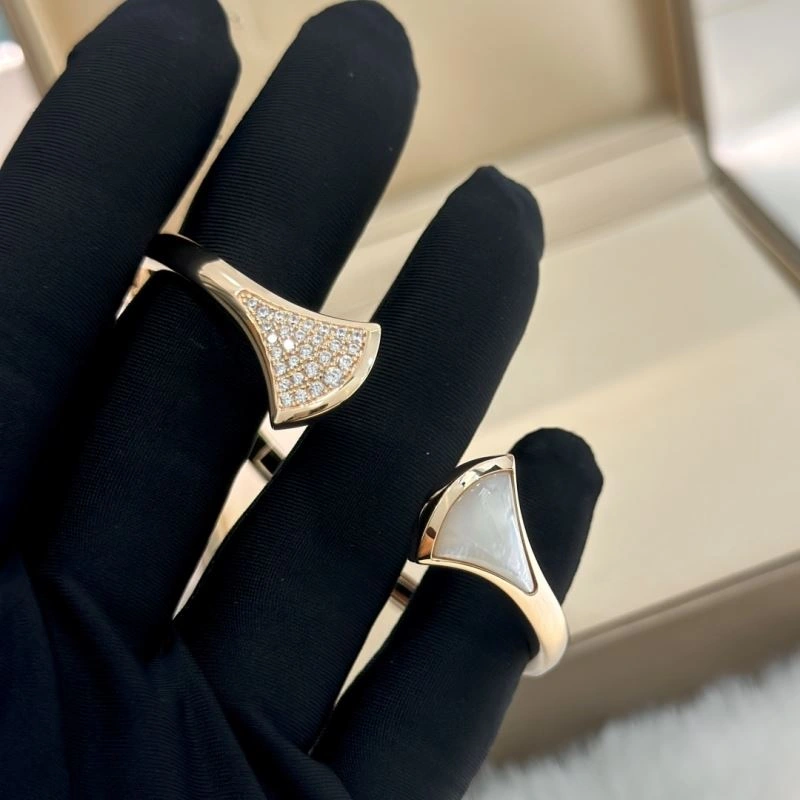 Value-priced Bvlgari Bracelets