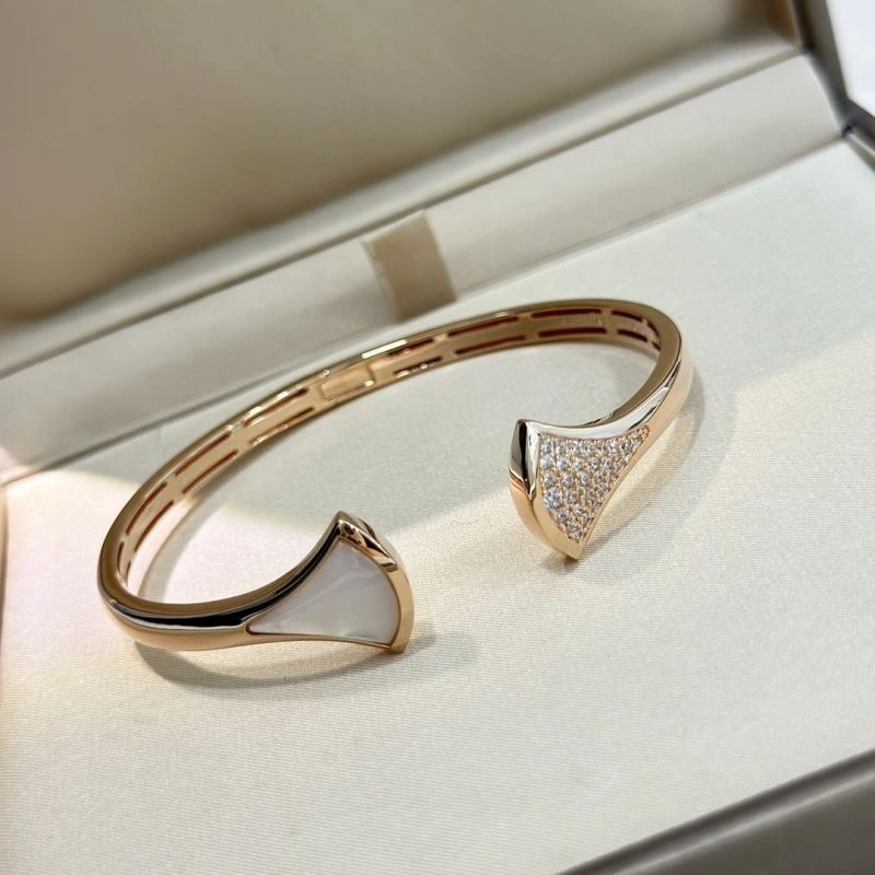 Value-priced Bvlgari Bracelets