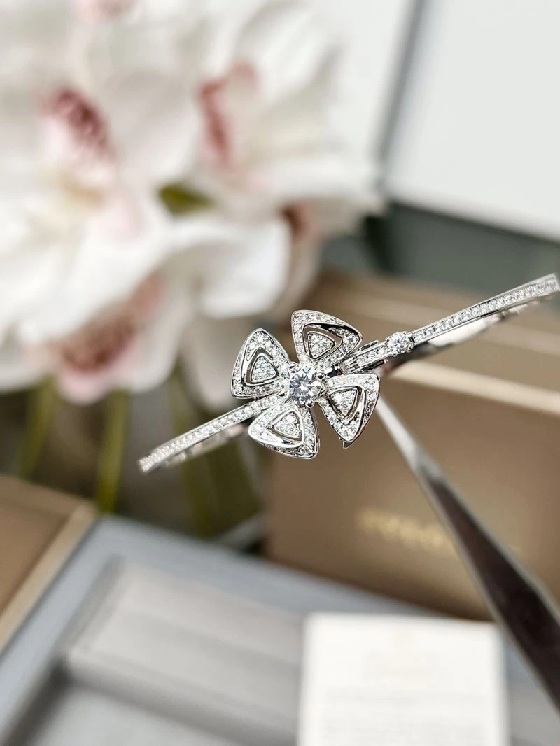 Inexpensive Bvlgari Bracelets