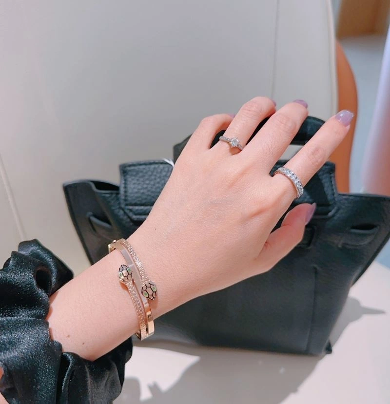 Economical Bvlgari Bracelets
