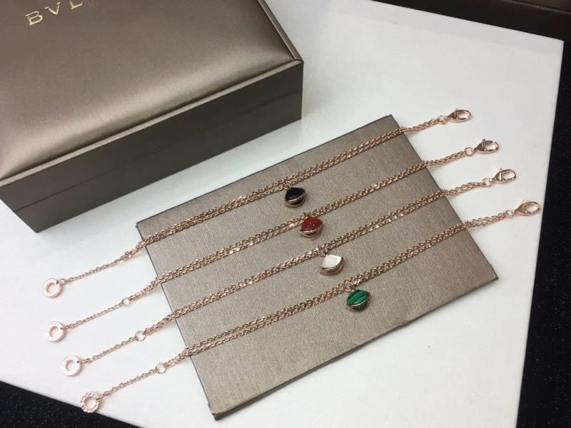 Low-cost Bvlgari Bracelets