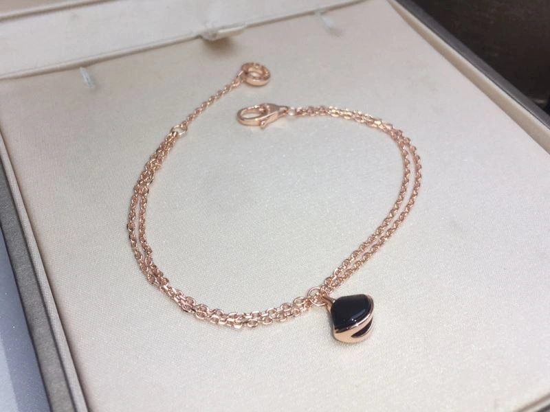 Low-cost Bvlgari Bracelets