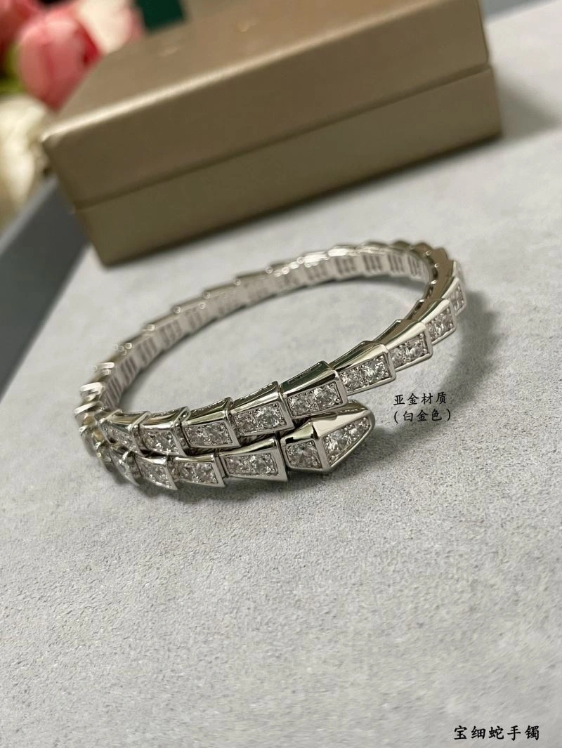 Exact replica Bvlgari Bracelets