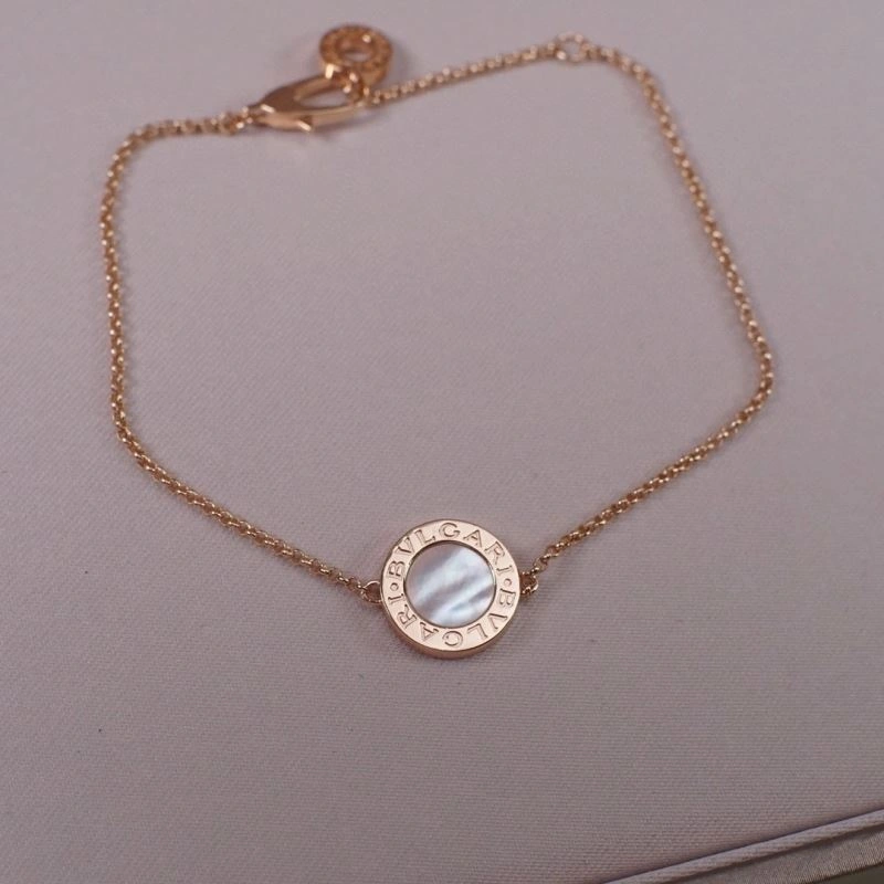 Low-cost Bvlgari Bracelets