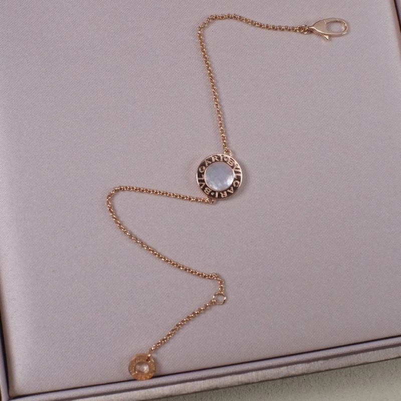 Low-cost Bvlgari Bracelets