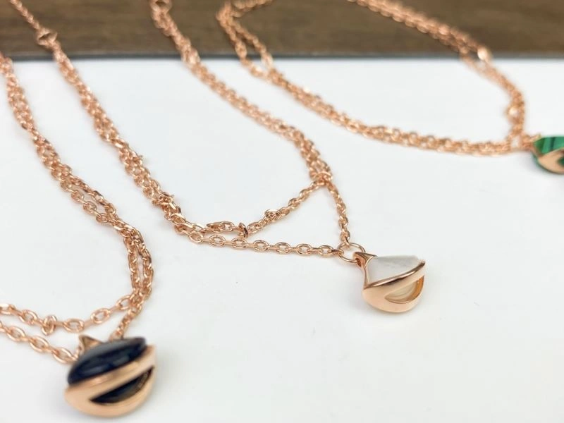 Low-cost Bvlgari Bracelets