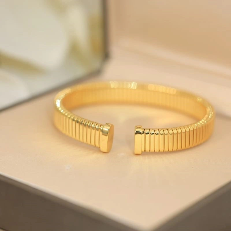 Low-cost Bvlgari Bracelets