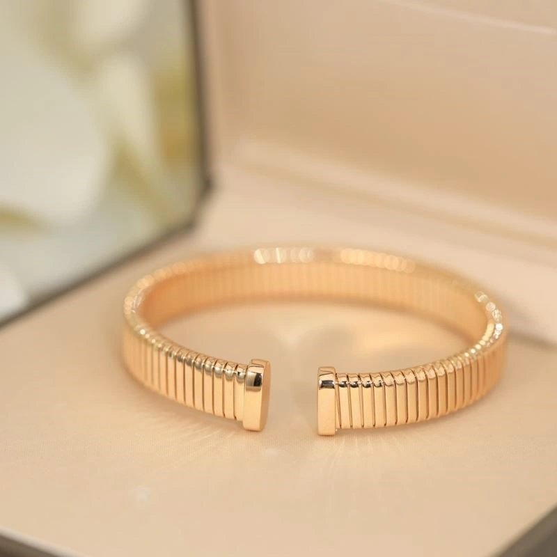 Low-cost Bvlgari Bracelets