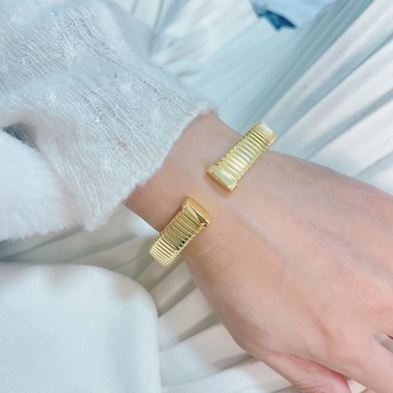Low-cost Bvlgari Bracelets