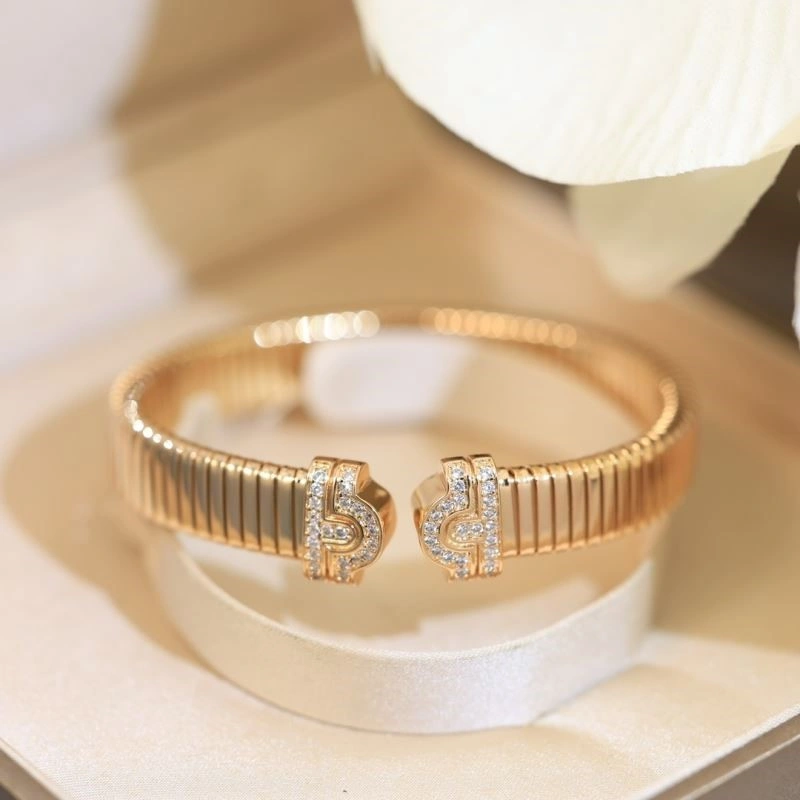 Accurate model Bvlgari Bracelets