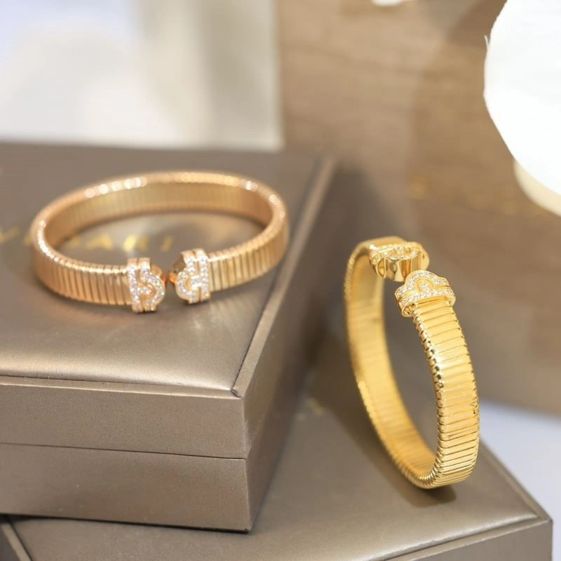 Accurate model Bvlgari Bracelets