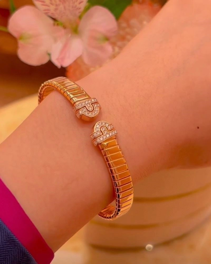 Accurate model Bvlgari Bracelets