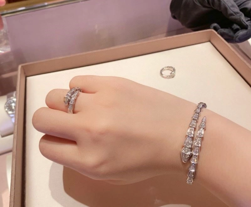 Precise copy Bvlgari Bracelets