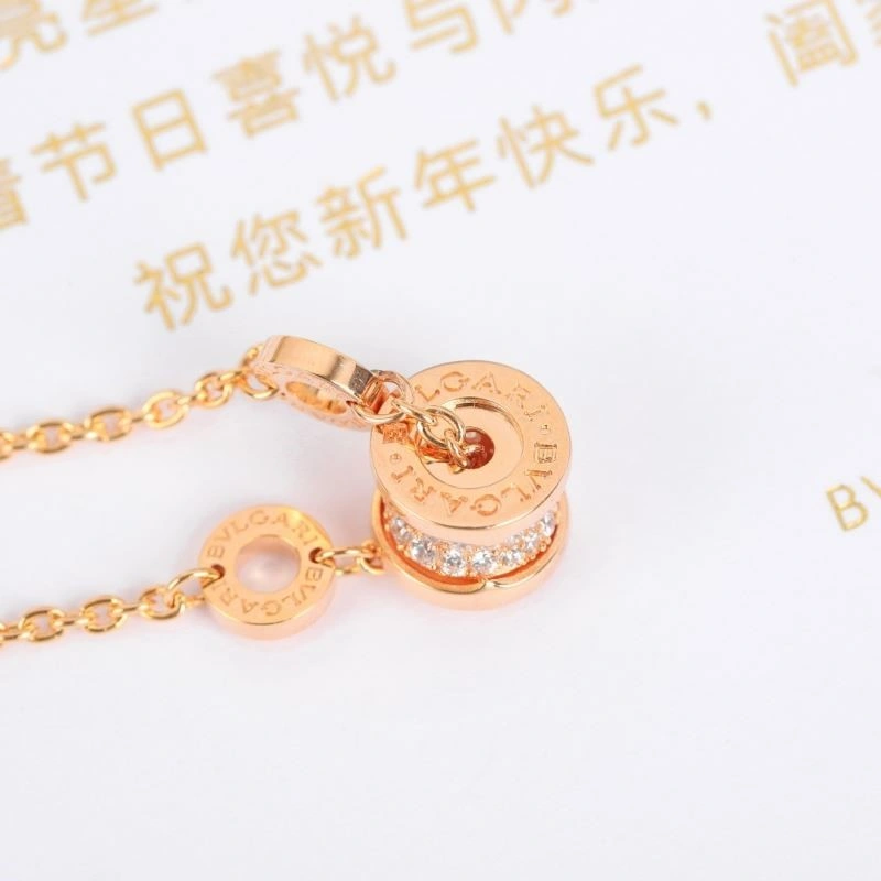 Low-cost Bvlgari Bracelets