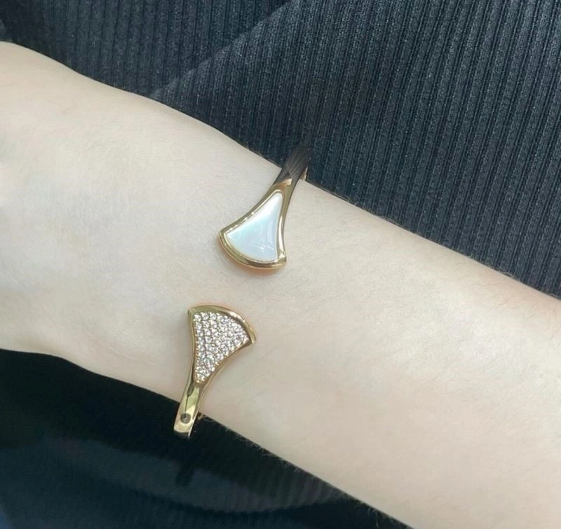 Value-priced Bvlgari Bracelets