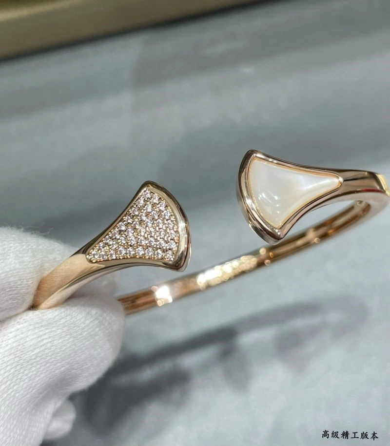 Value-priced Bvlgari Bracelets