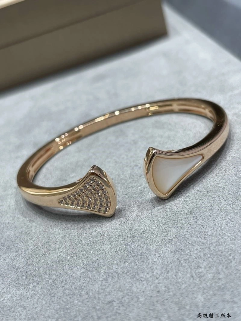 Value-priced Bvlgari Bracelets