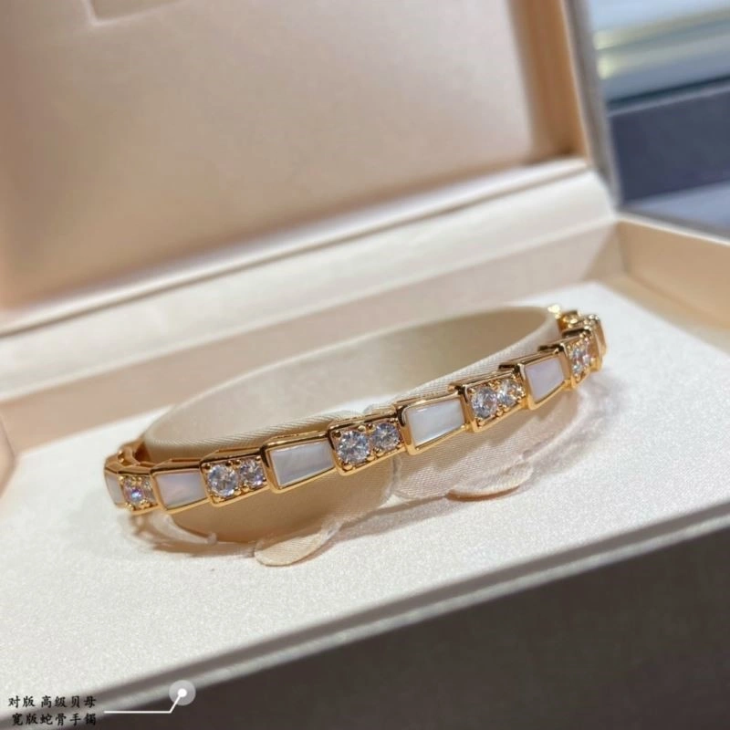 Accurate model Bvlgari Bracelets