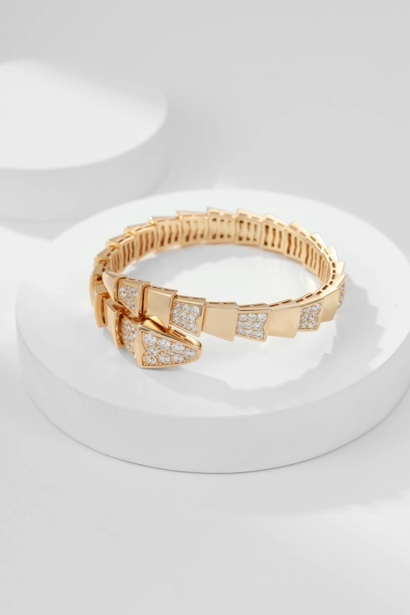 Low-cost Bvlgari Bracelets