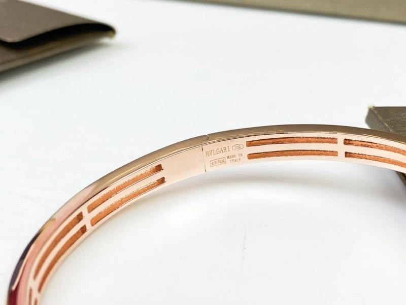 Inexpensive Bvlgari Bracelets