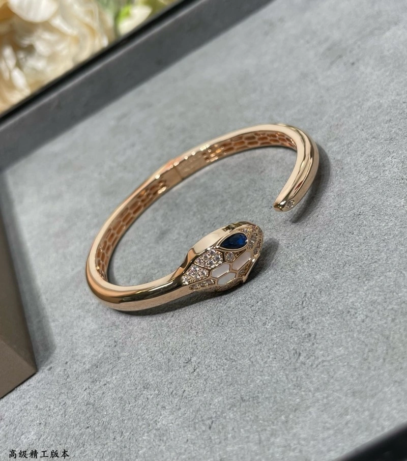 Accurate model Bvlgari Bracelets