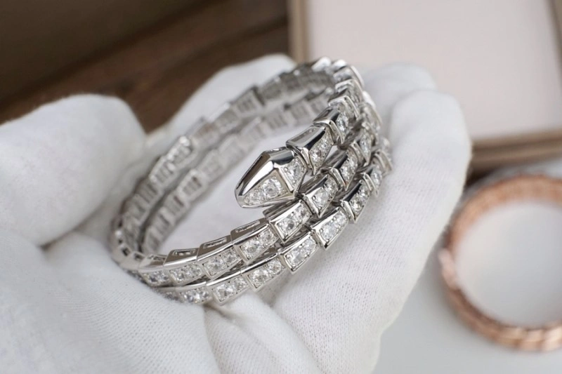 Low-cost Bvlgari Bracelets